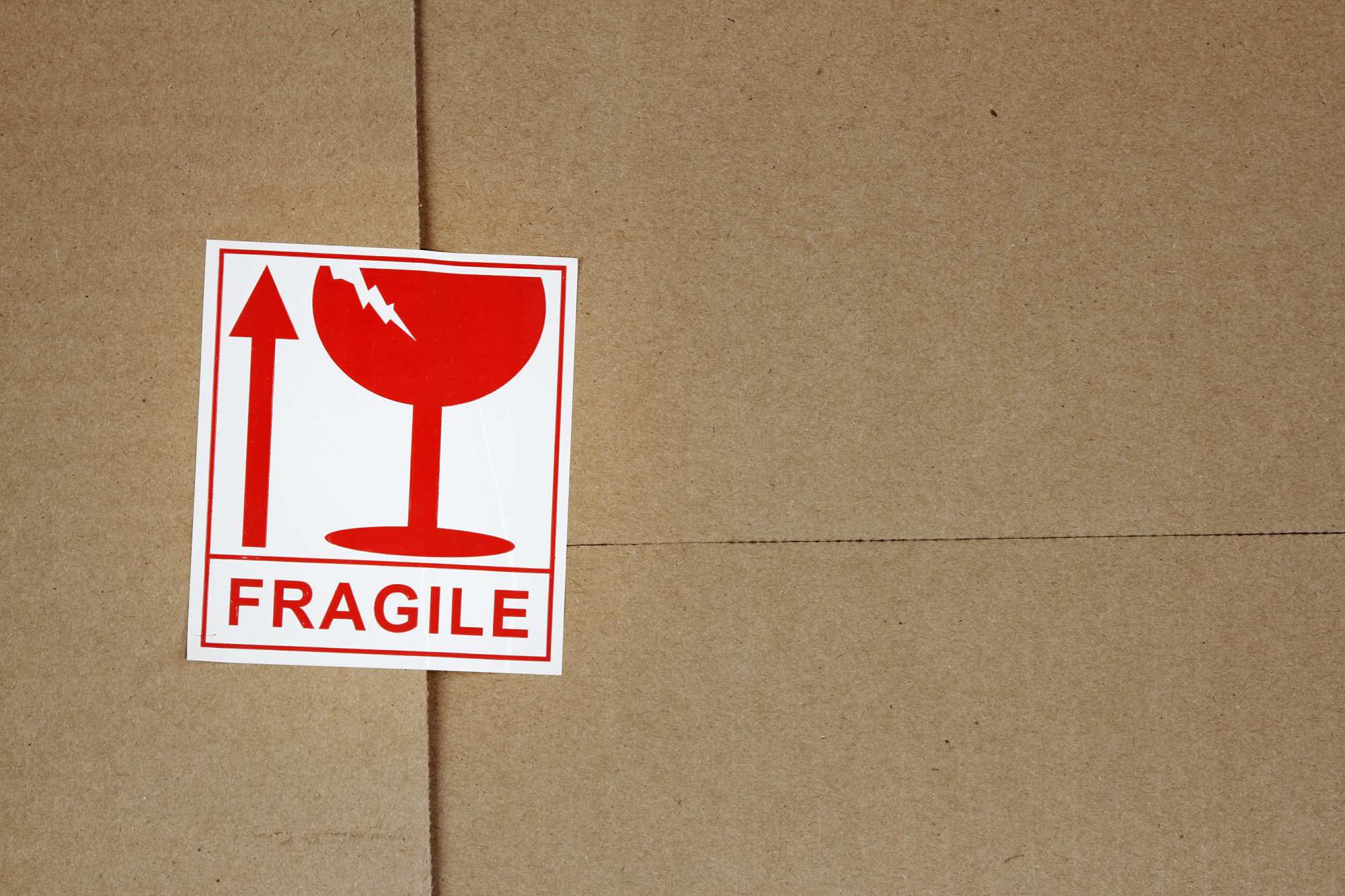 How to Label Boxes When Moving House: A Comprehensive Guide